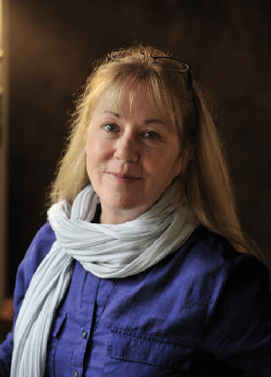 Meet the Writer: Robin Parks – Grab the Lapels